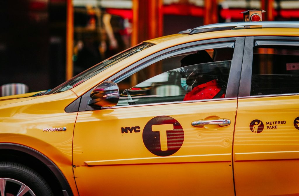 The Do’s and Don’ts of Tipping Your Taxi Driver - Metro North Cab